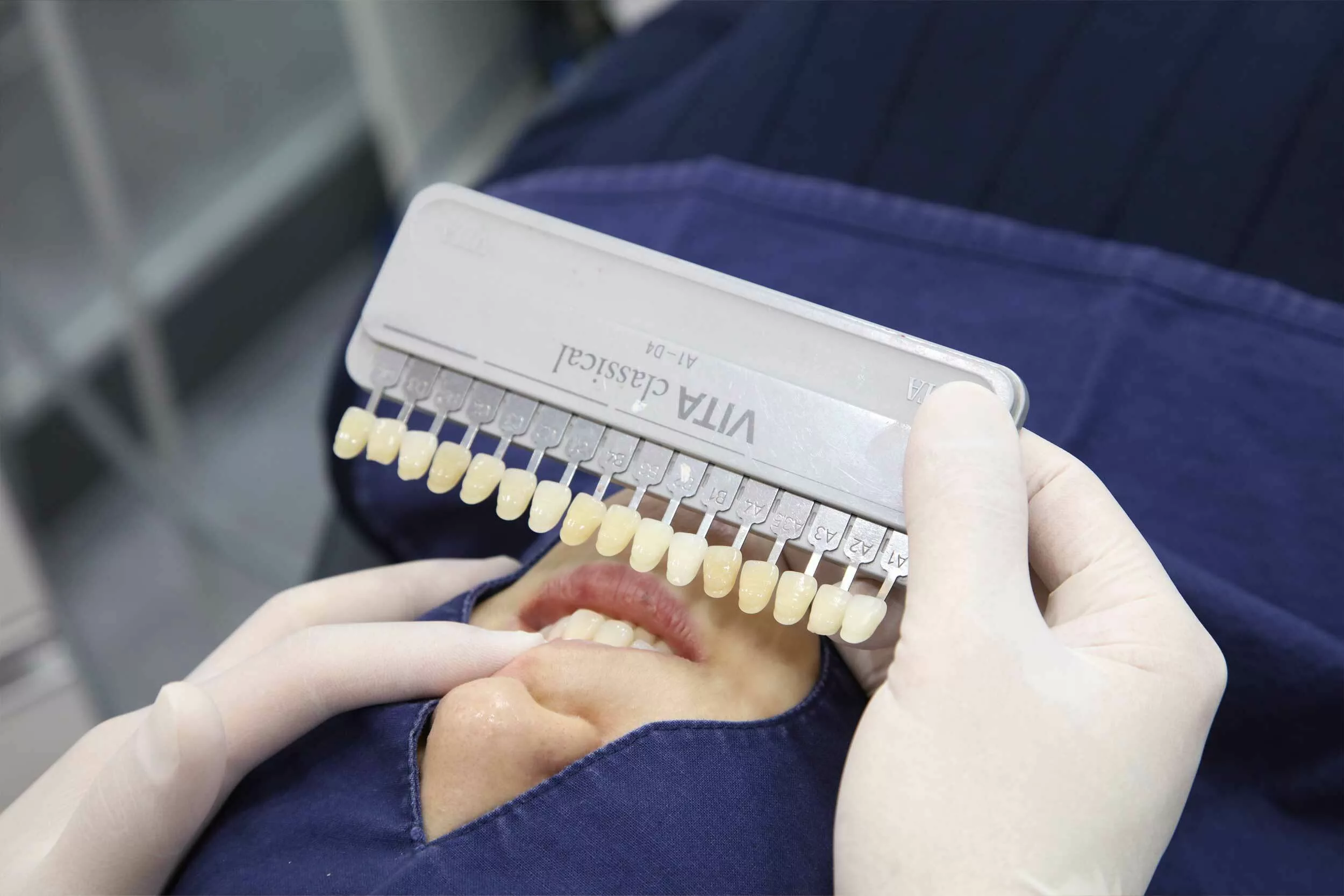 명동콤비치과 | Home